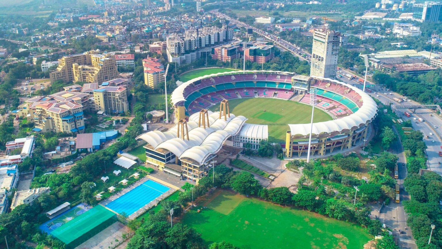 Narendra Modi Stadium, Ahmedabad – Pitch Report, Capacity, Location ...